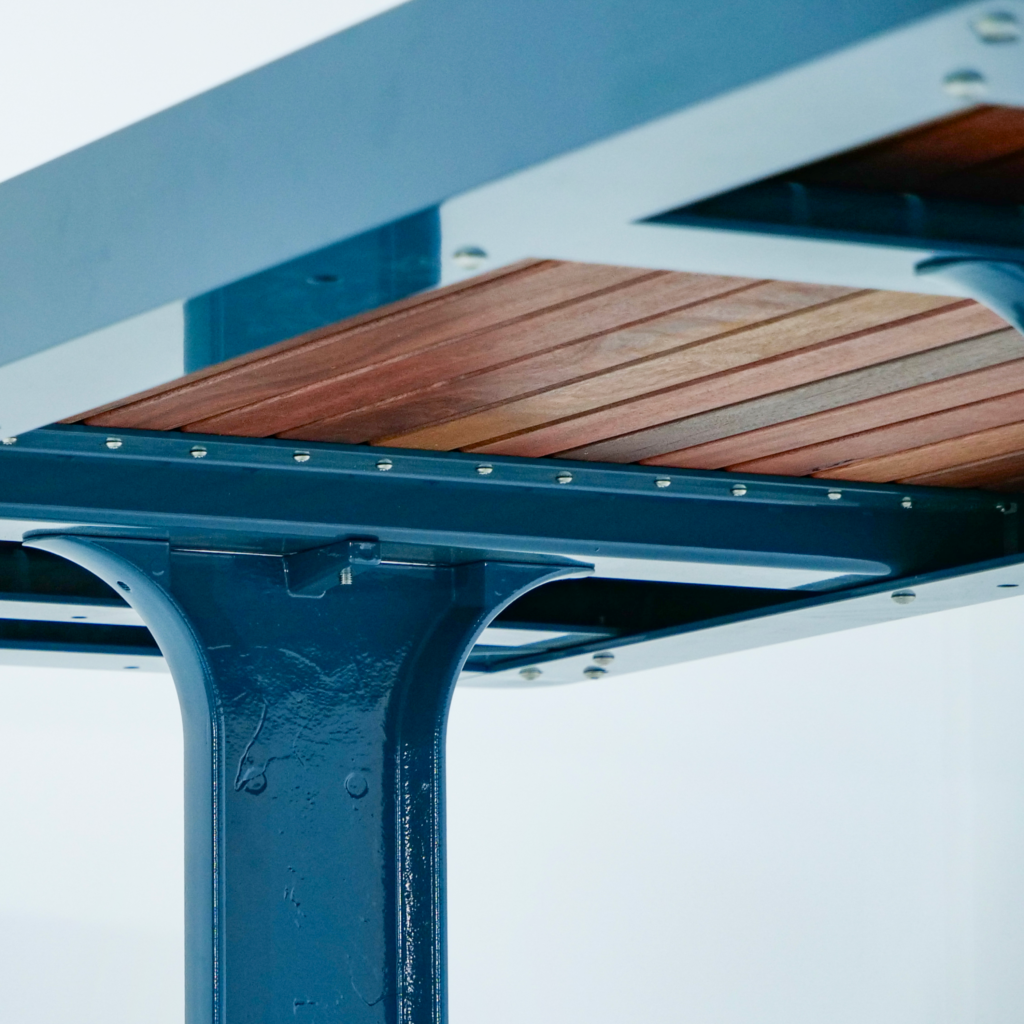 Nuvo Table - Furphy Foundry | Street & Park Furnitureuvo